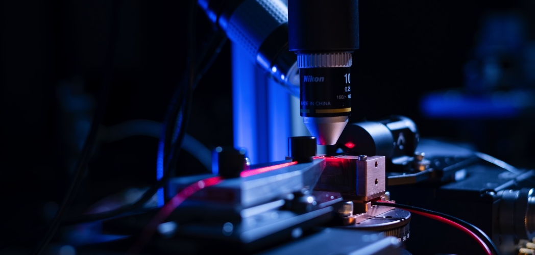 About Us - Pioneering Quantum Technology - Q.ANT